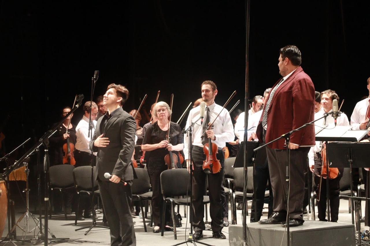 El bolero sinfónico conquista el Teatro de la Paz