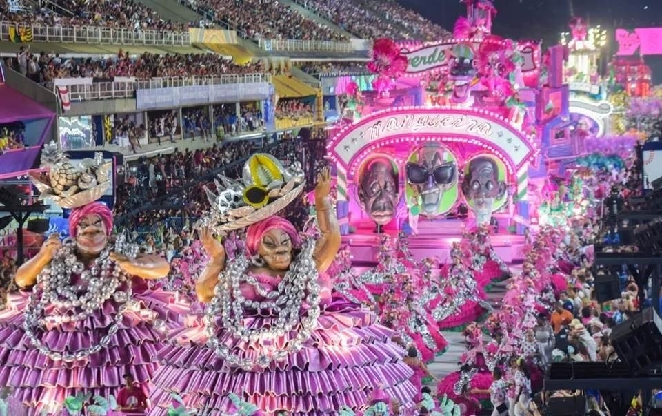 Carnaval de Río de Janeiro despliega música, color y alegría en calles ...